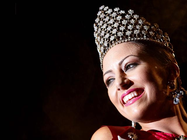 Haridian Perdomo, del casco, Reina de las Fiestas de Guía de Isora 2015 ...