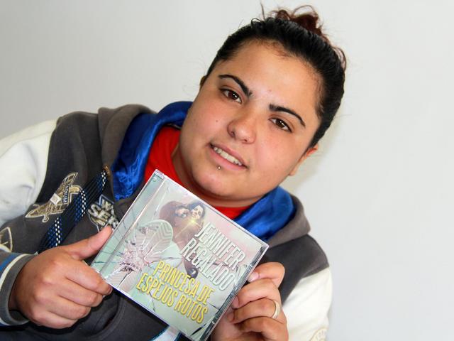 Una joven isorana edita su primer disco con la colaboración del ...